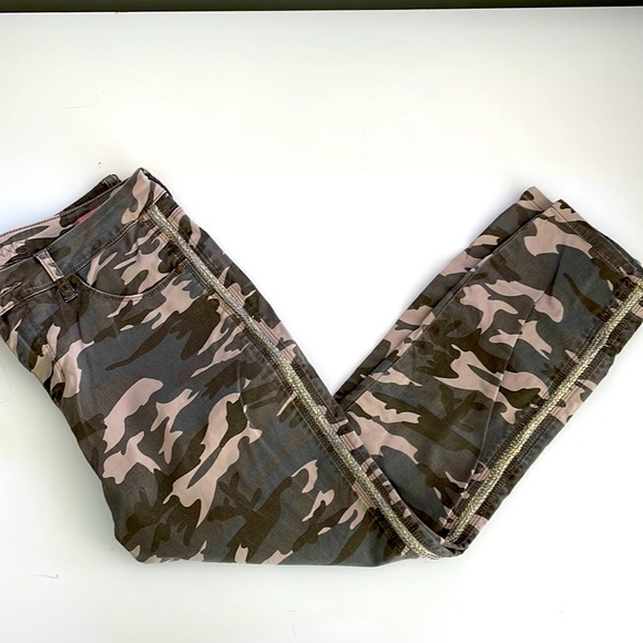 Jag Jeans | Pants & Jumpsuits | Jag Jeans Mid Rise Skinny Camouflage ...